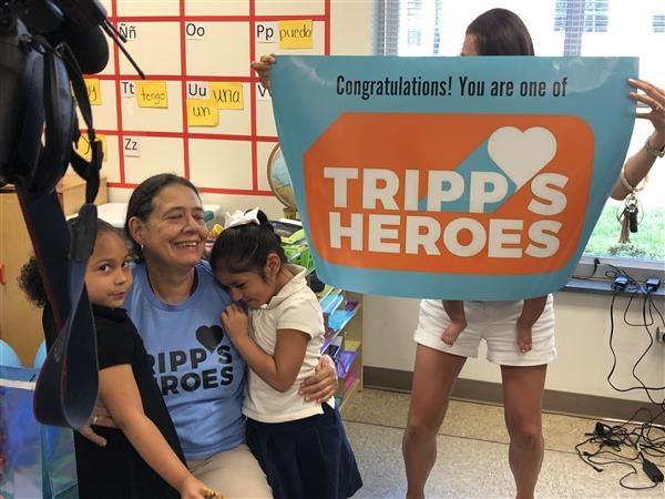 Maestra hispana premiada por "heroísmo" en aulas de escuela en Winston ...