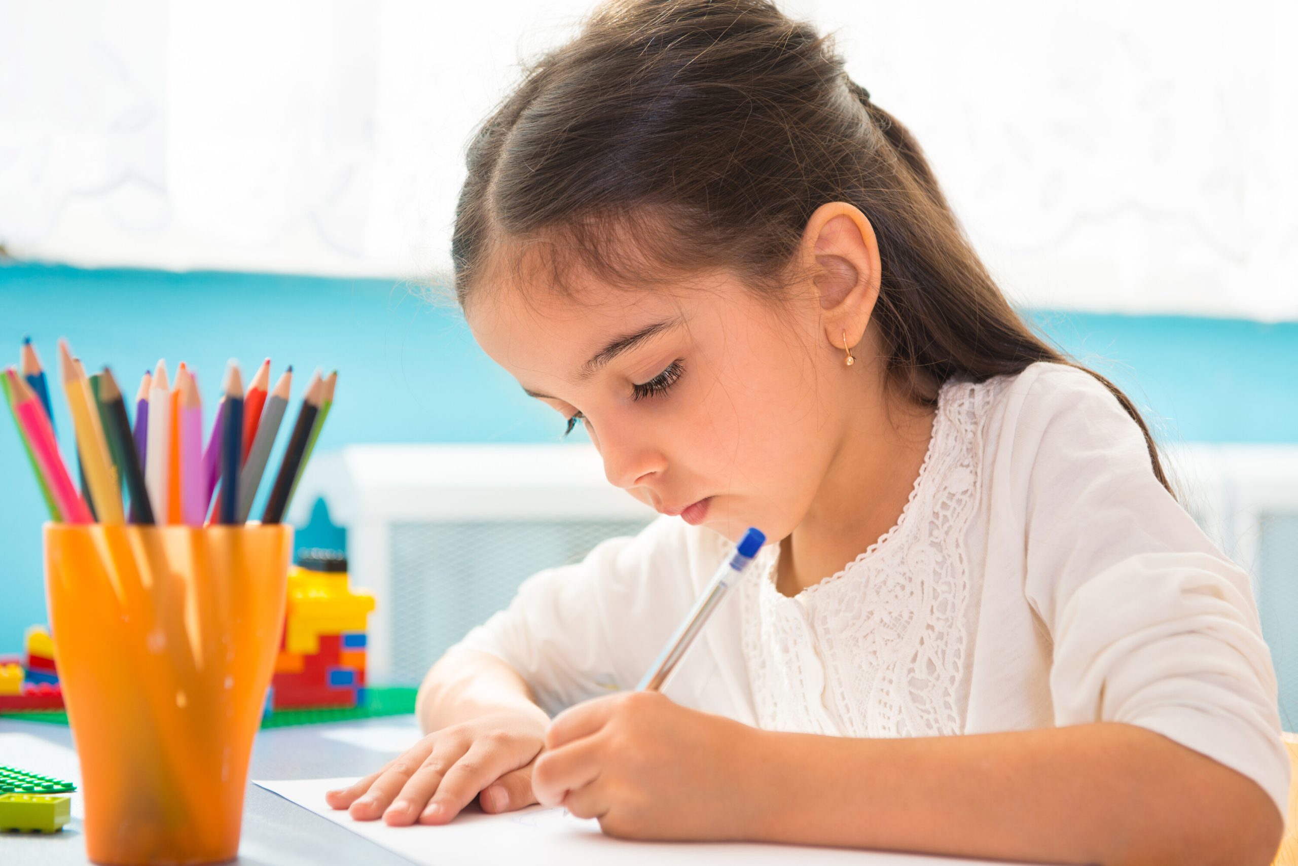 Informe estatal presenta desafíos para la educación de los hispanos ...