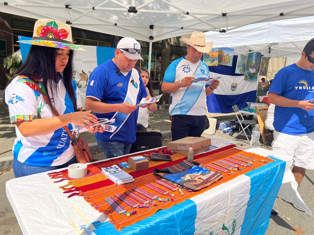 Invitan a poner puesto cultural de su país en la Fiesta del Pueblo ...