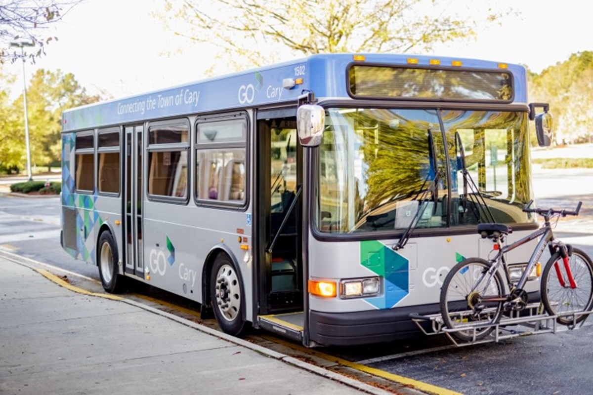 El transporte público en Cary será gratuito hasta junio de 2024 | Qué Pasa