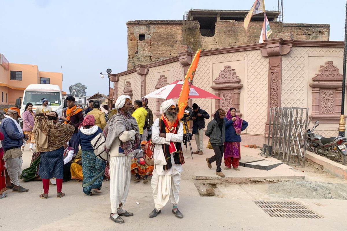 La India abre las puertas del templo al dios Ram, visto como "La Meca del hinduismo" | Qué Pasa