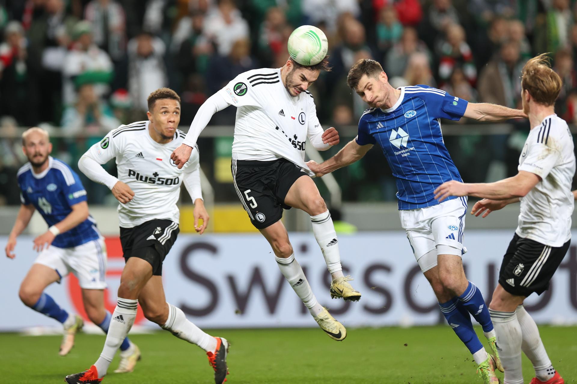 0-3. El Molde no da opción al Legia y sella su billete a octavos | Qué Pasa