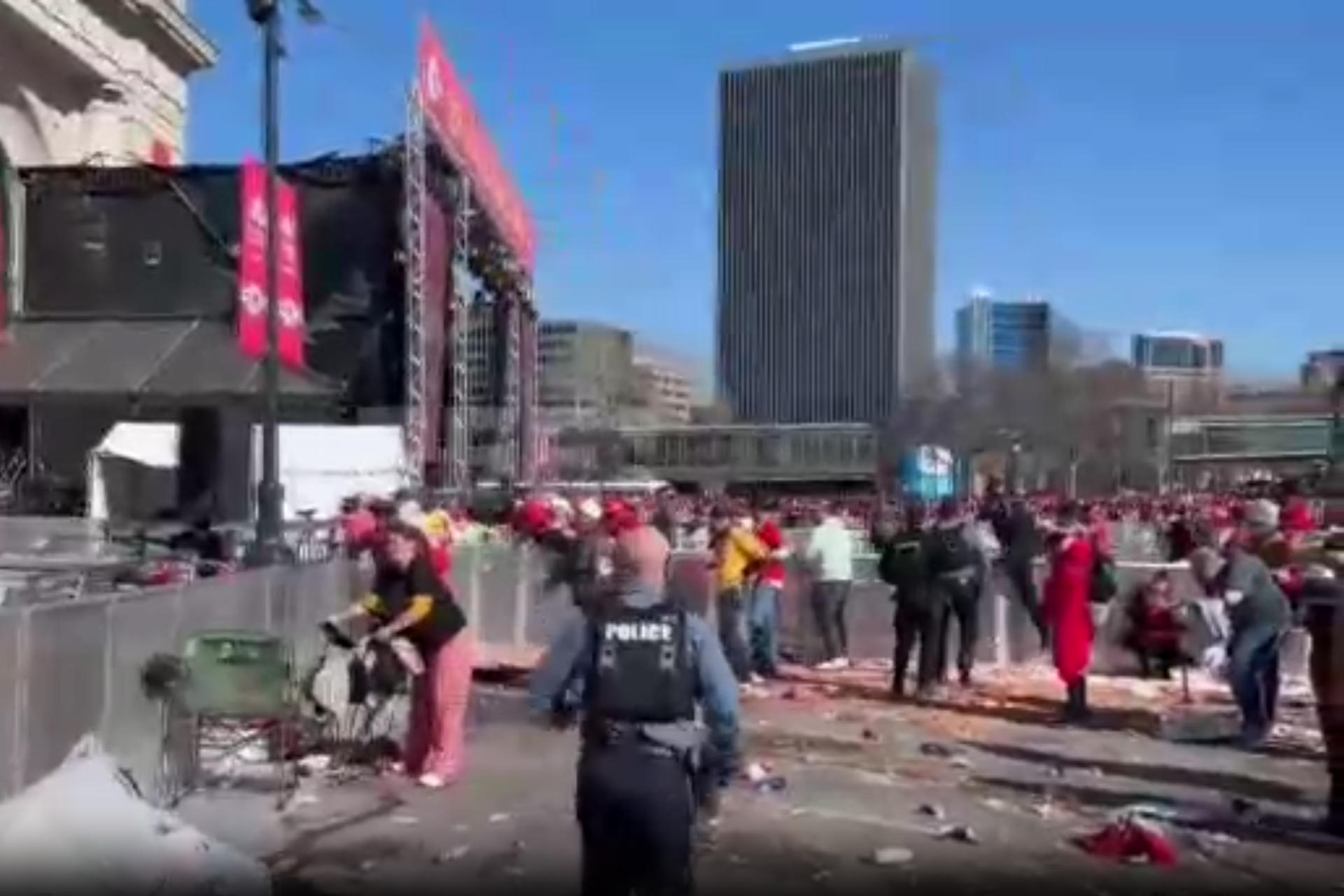 Dos menores de edad son acusados por el tiroteo en Kansas City durante ...