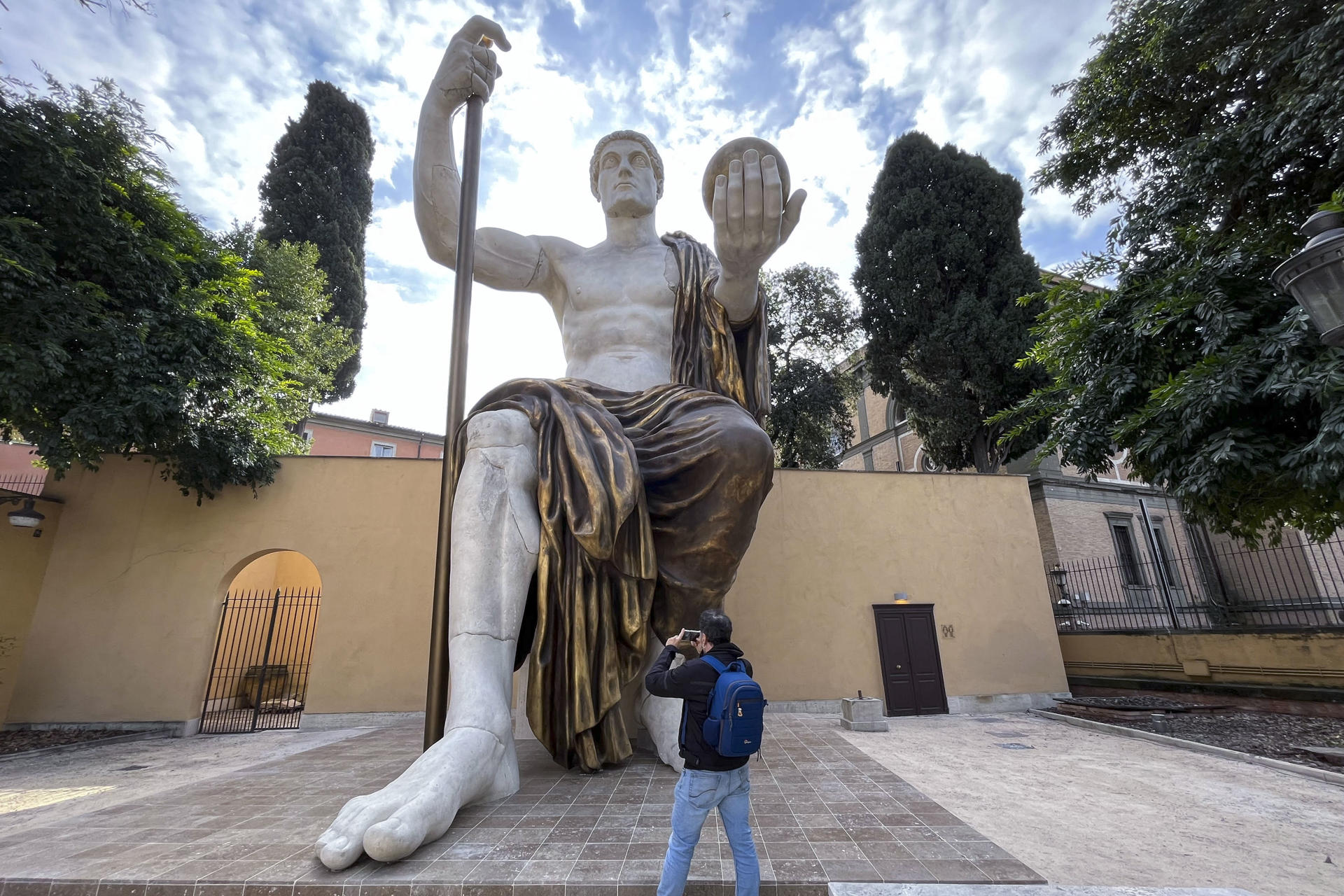 El coloso del emperador Constantino, replicado con impresoras 3D por ...