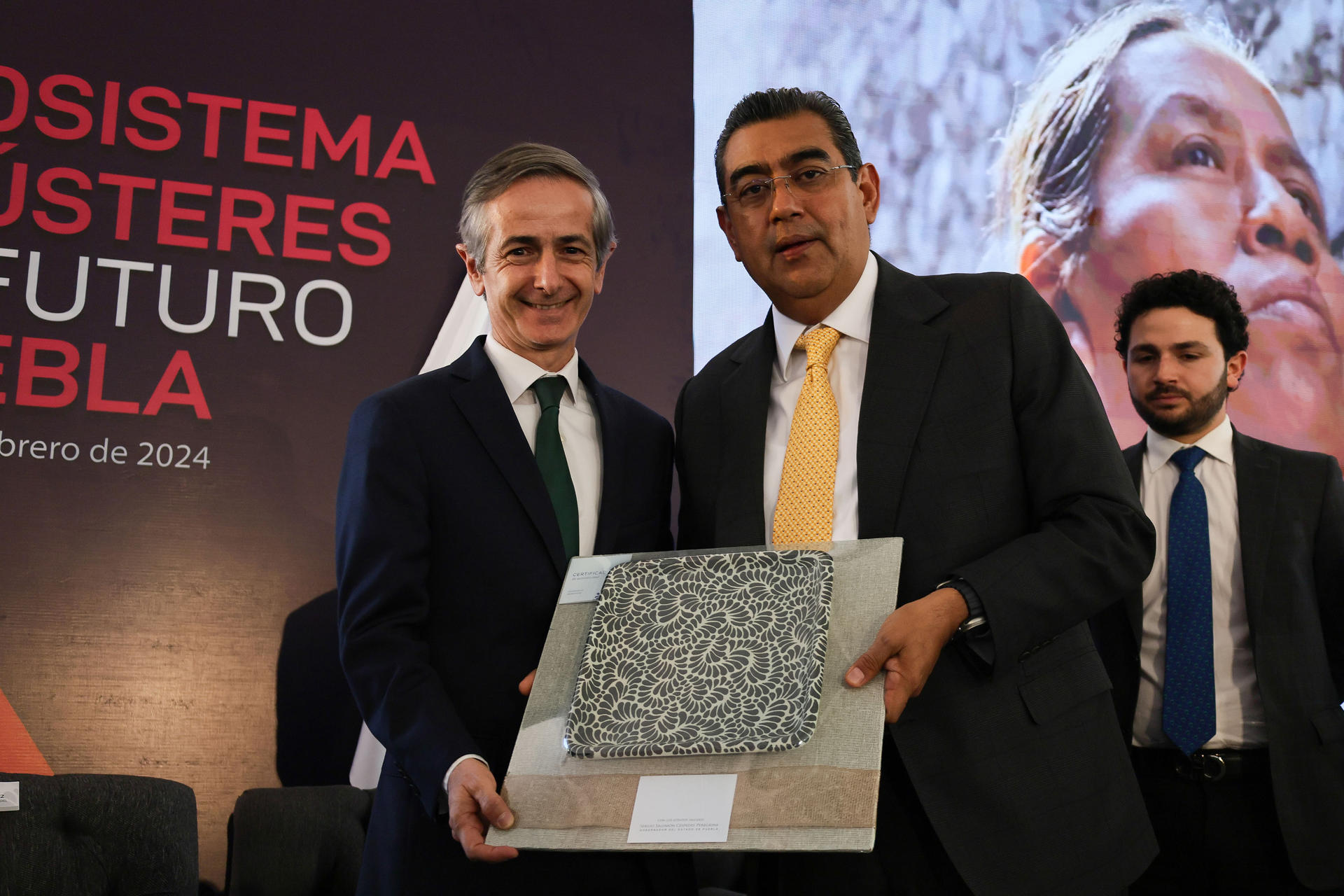 Iberdrola reinvertirá parte de los 6.200 millones de dólares tras venta ...