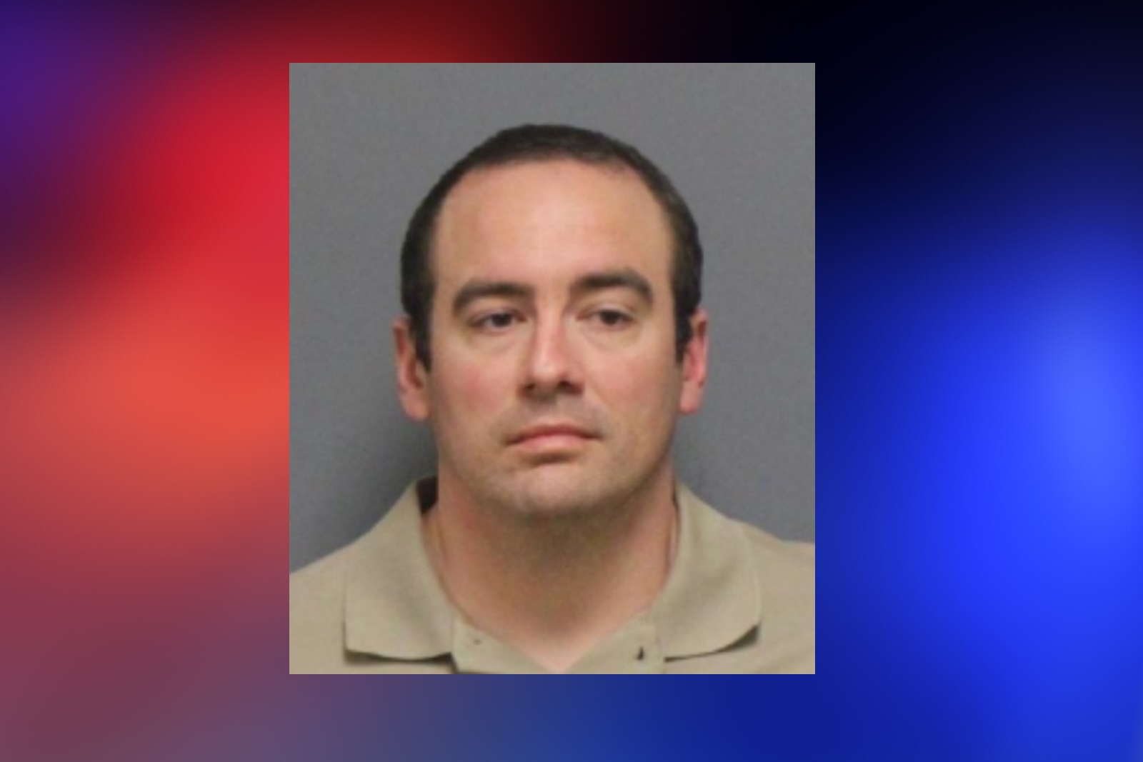 Hombre acusado de 20 delitos sexuales contra niños en Guilford | Qué Pasa