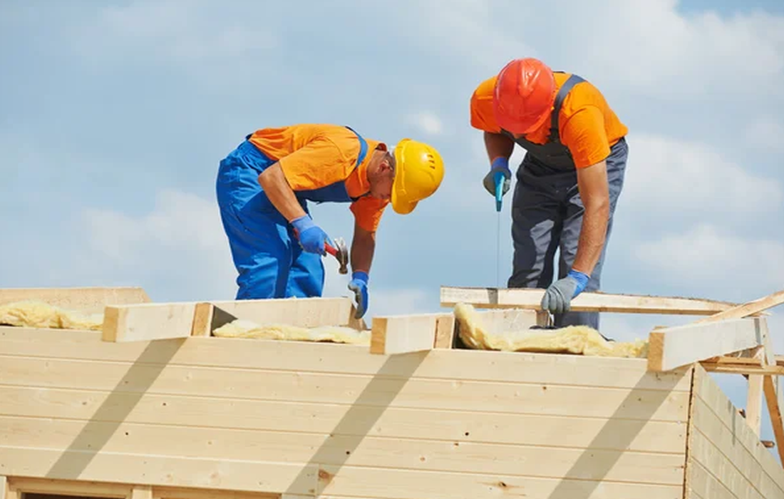 Clase en español sobre temas de seguridad para constructores | Qué Pasa