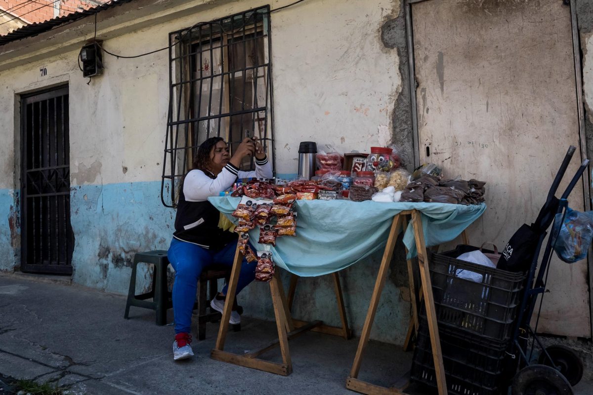 El 51,9 % de los hogares de Venezuela vive una "pobreza ...