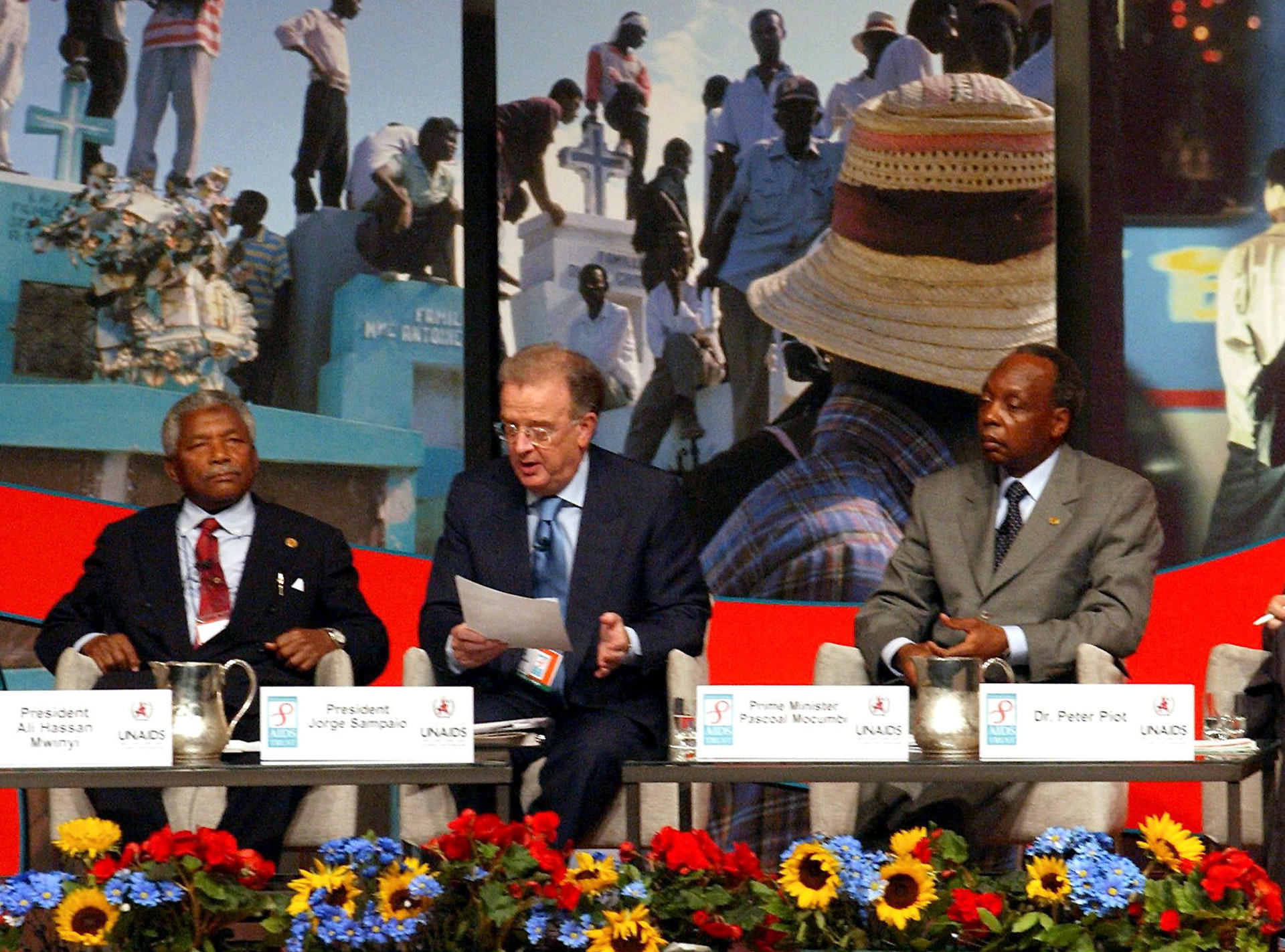 Muere el expresidente de Tanzania Ali Hassan Mwinyi a los 98 años | Qué ...