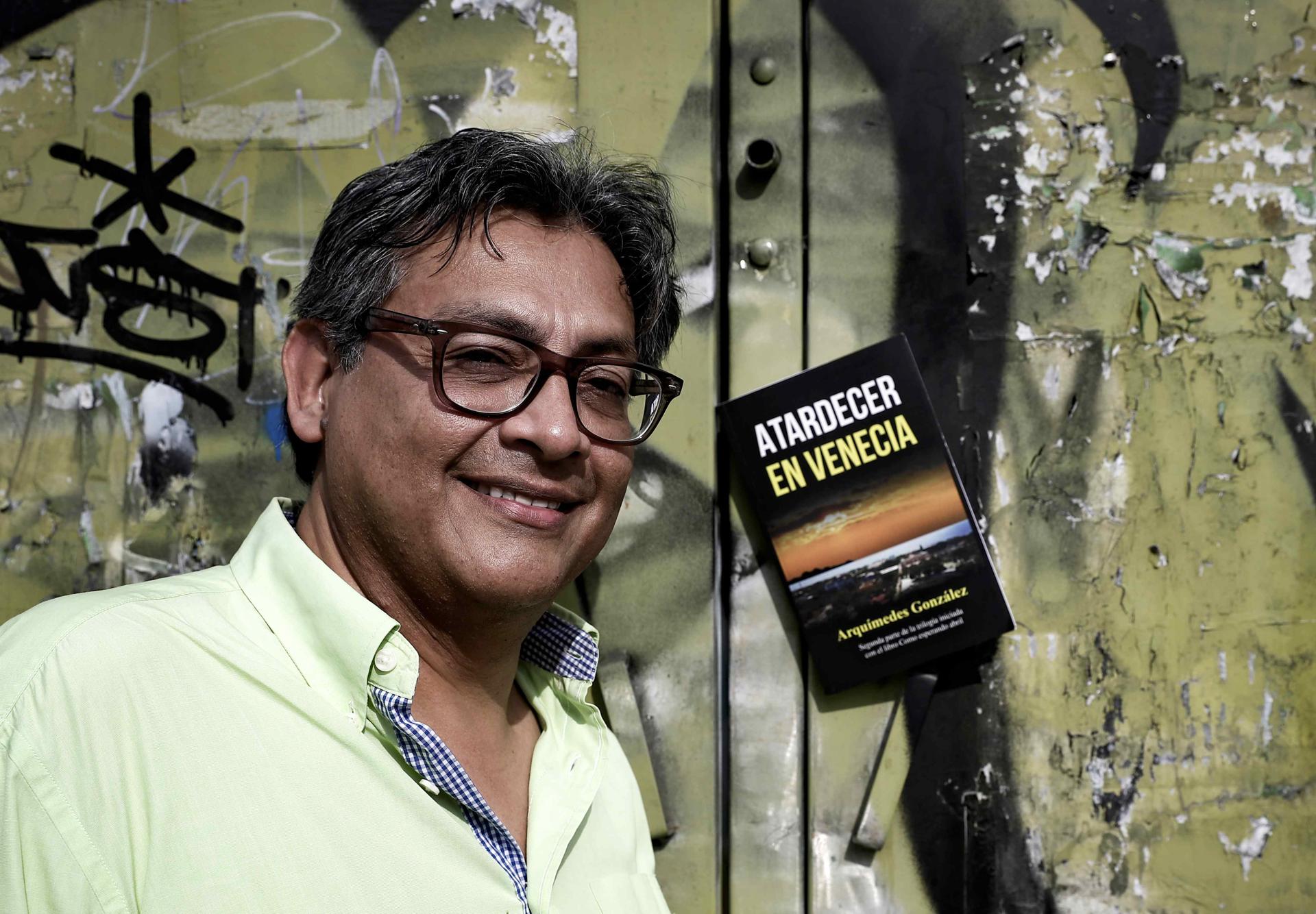 Arquímedes González narra en su novela "los orígenes del mal de la ...