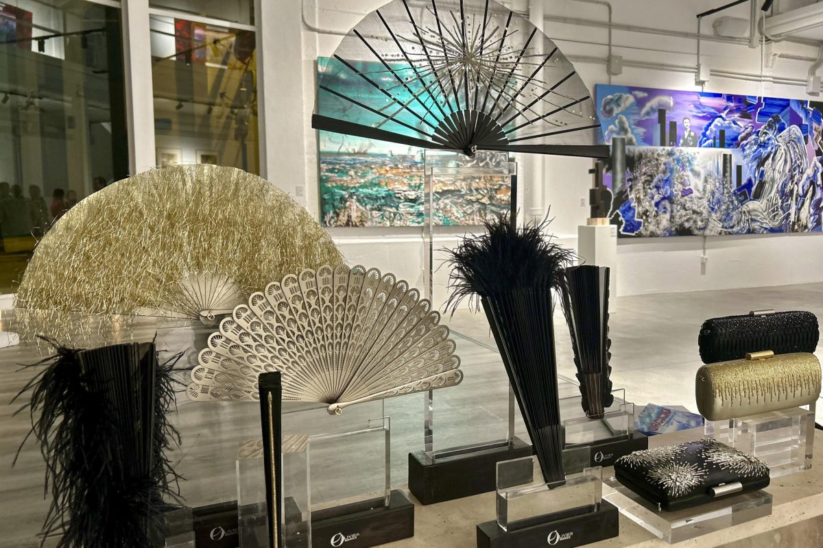 Los abanicos de Bernoux: elegantes, sensuales y rockeros para Madonna ...