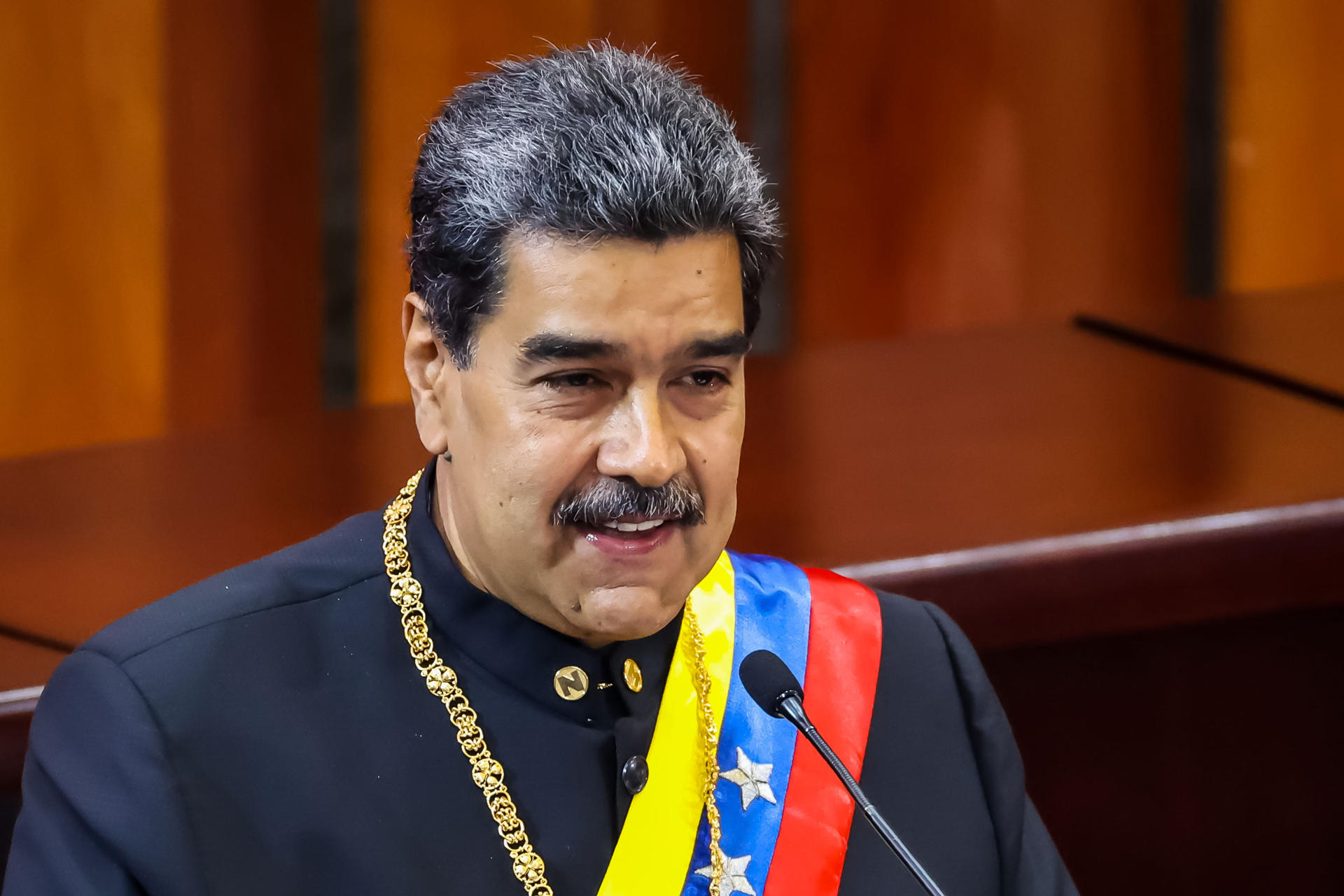 El chavismo proclama a Nicolás Maduro como candidato presidencial para ...