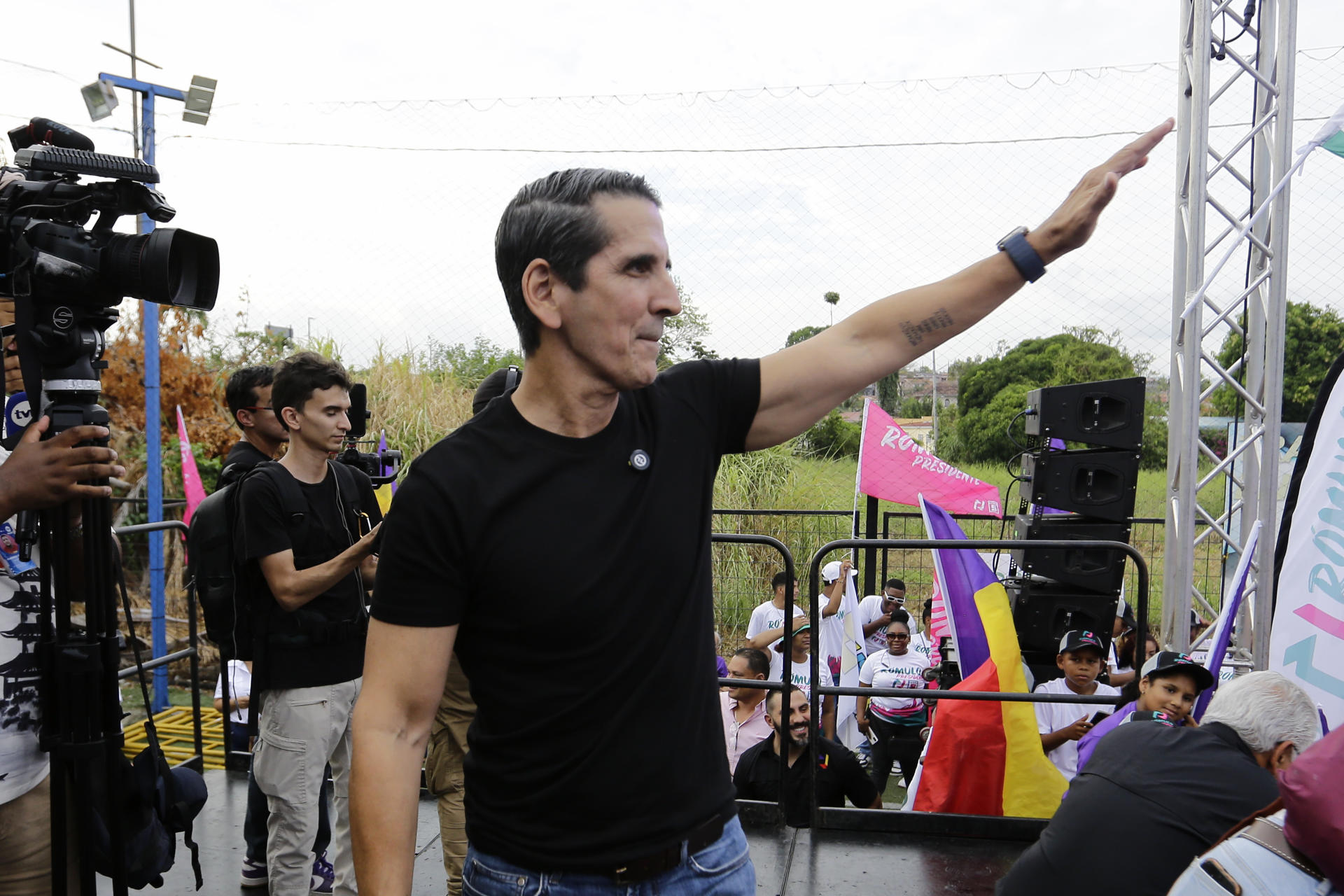 Rómulo Roux, el candidato presidencial que promete una Constituyente ...