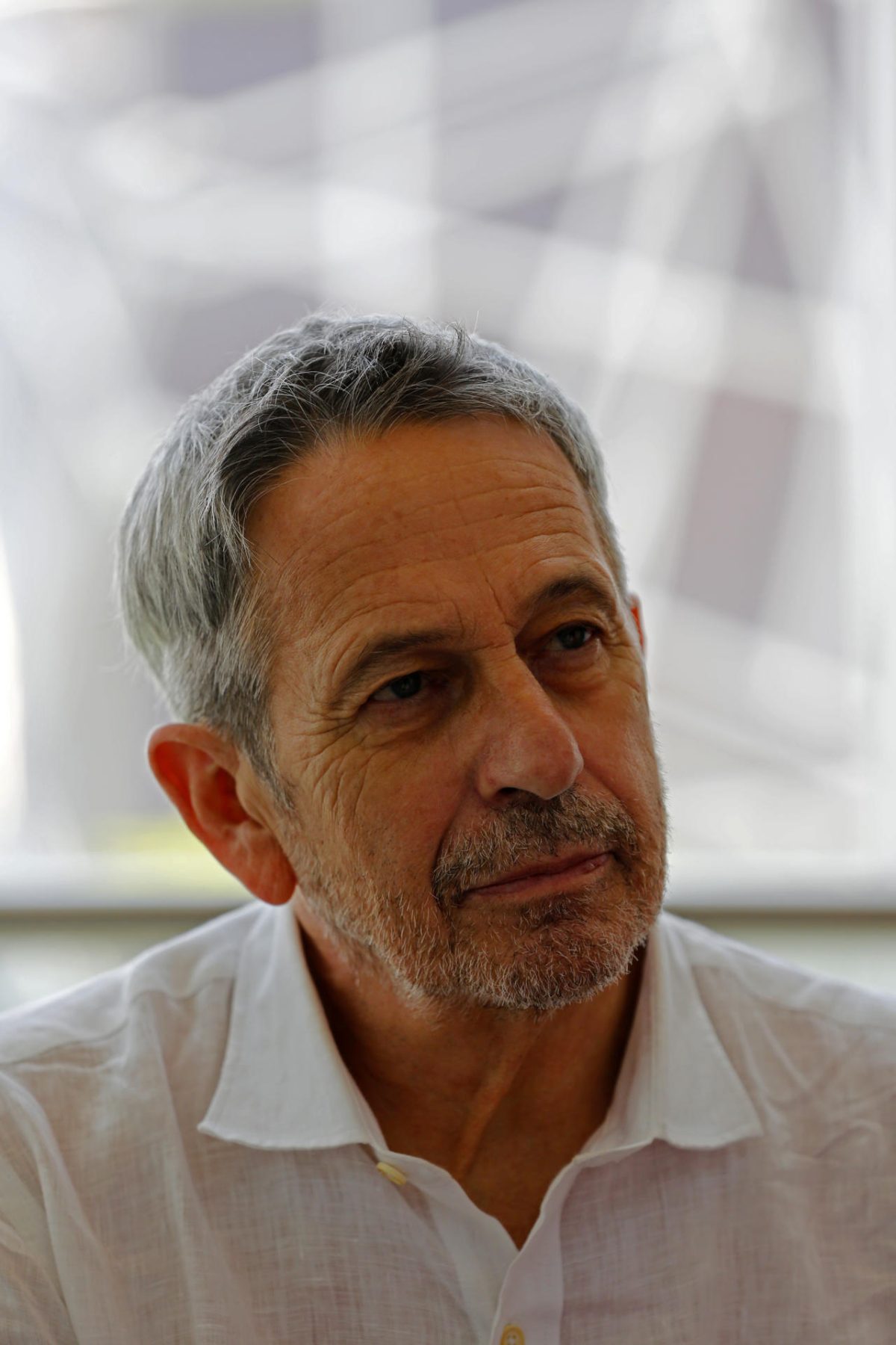 El actor chileno Alfredo Castro aboga por historias políticas e íntimas ...