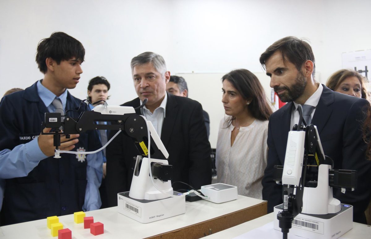Paraguay inaugura laboratorios beneficiados por el canje de deuda por ...