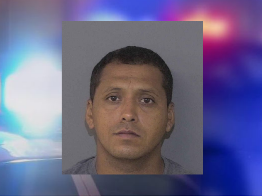 Peruano Buscado Por Interpol Fue Detenido En Nc Y Lo Dejaron Libre 0341