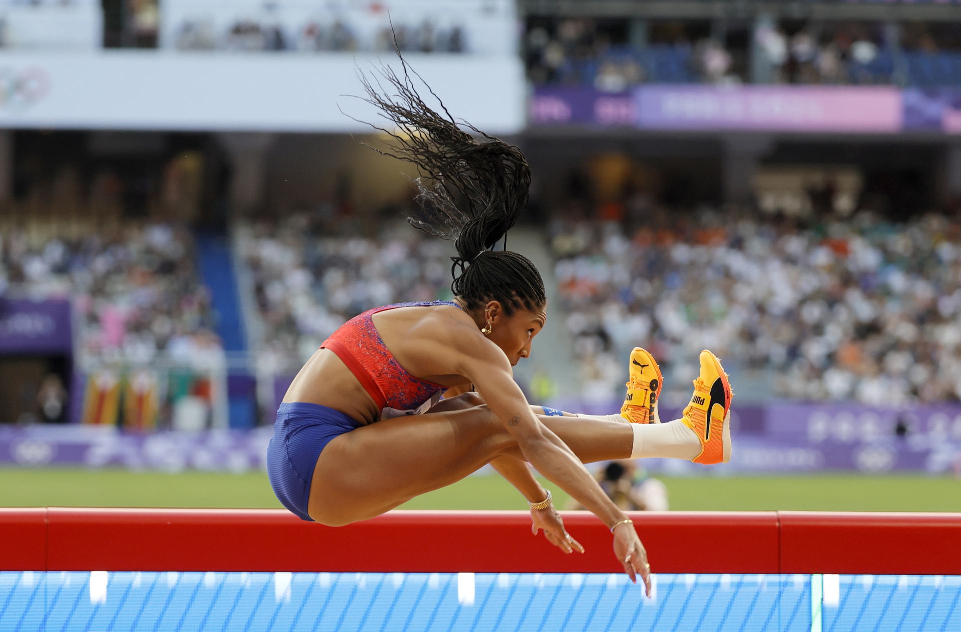 Tara David-Woodhall destrona a Malaika Mihambo como nueva reina ...