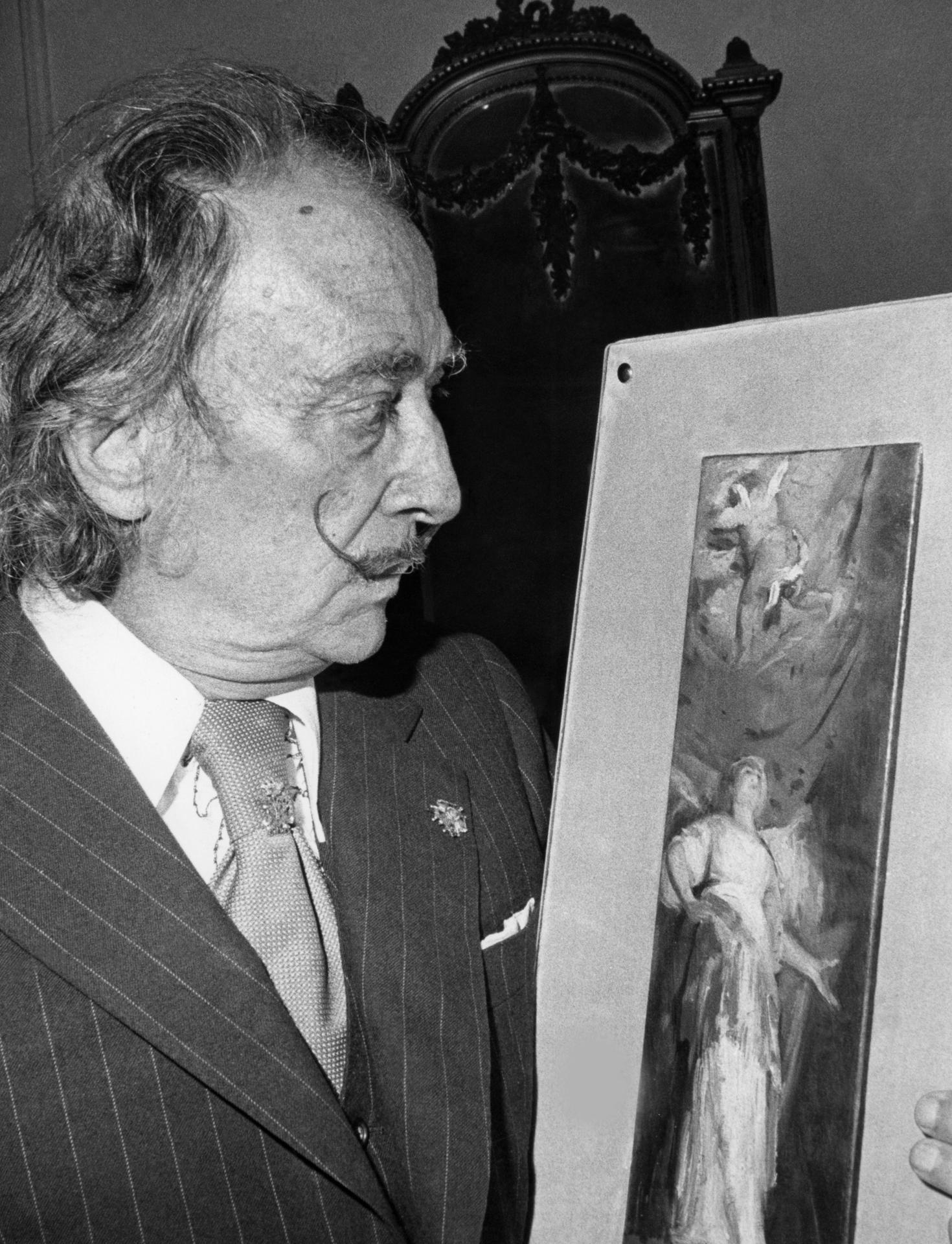 Hallan una colección litografías de Dalí olvidada durante 50 años en un ...