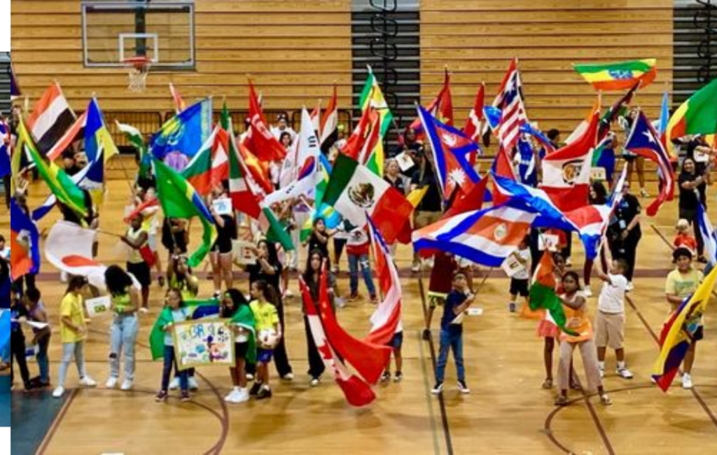 Desfile de Banderas en escuela de Charlotte celebra la diversidad | Qué ...