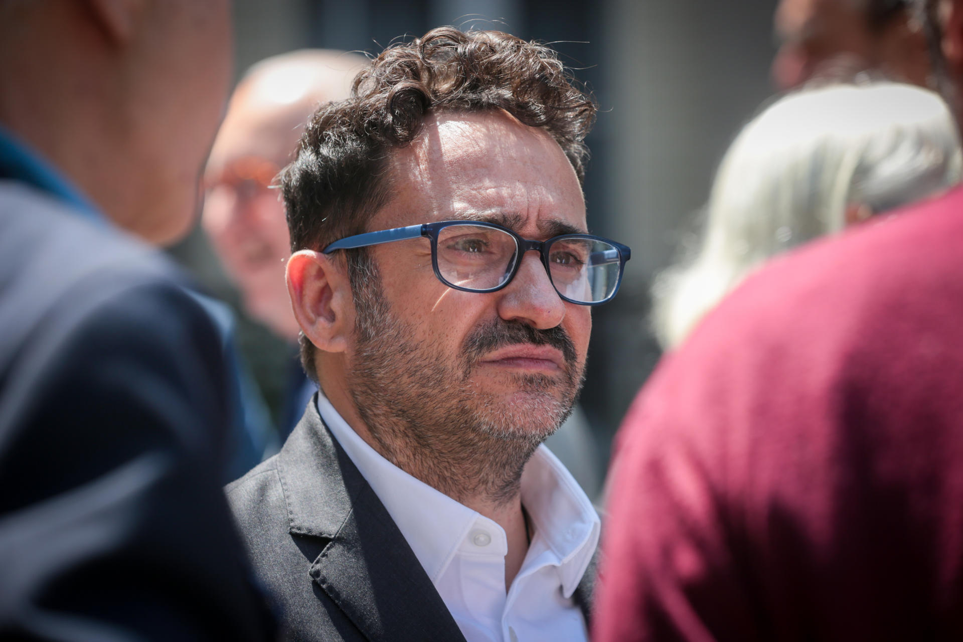 El director de 'La sociedad de la nieve' recibe la máxima distinción ...
