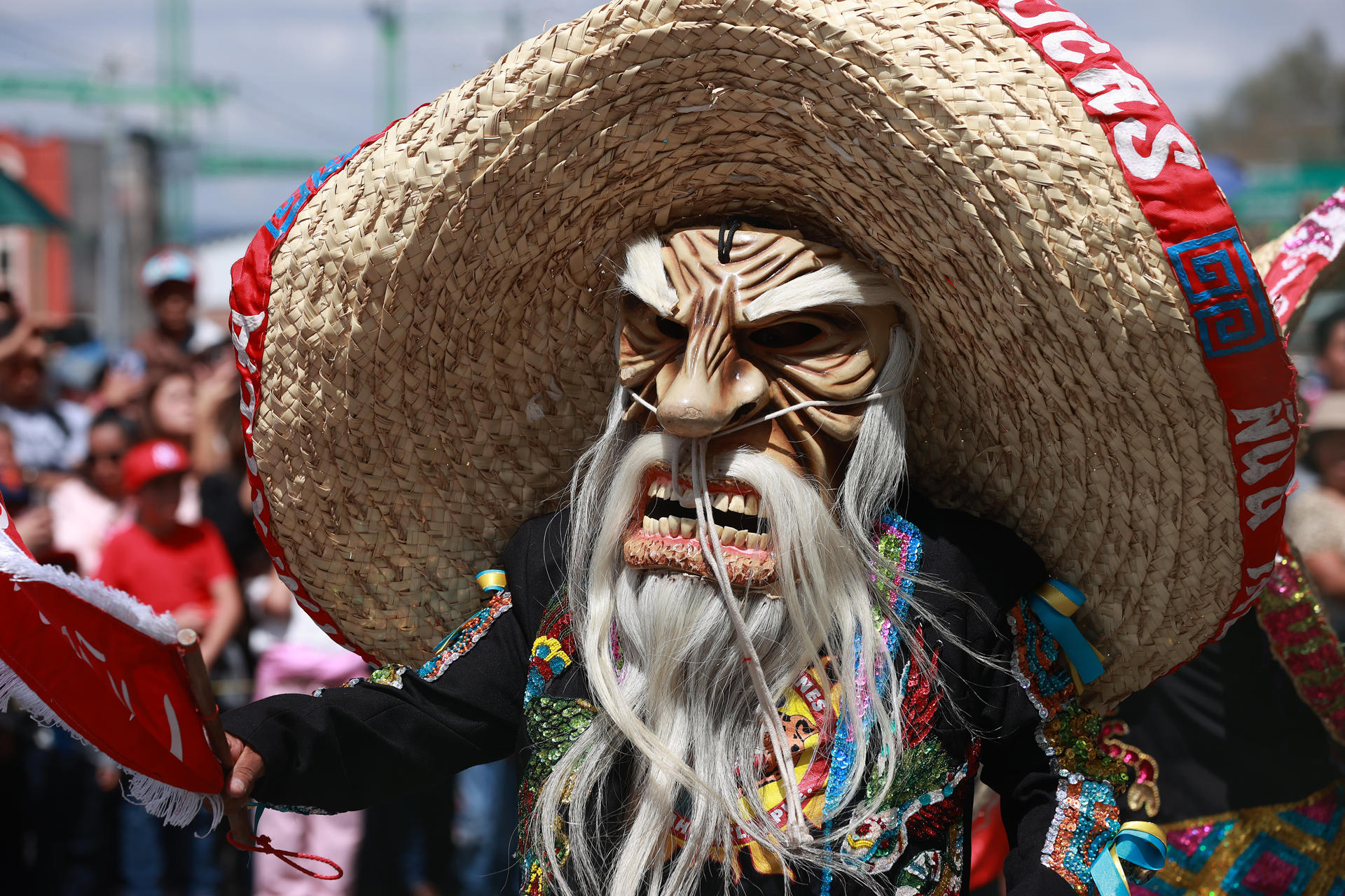Los coloridos alebrijes y el Día de Muertos en México | Qué Pasa