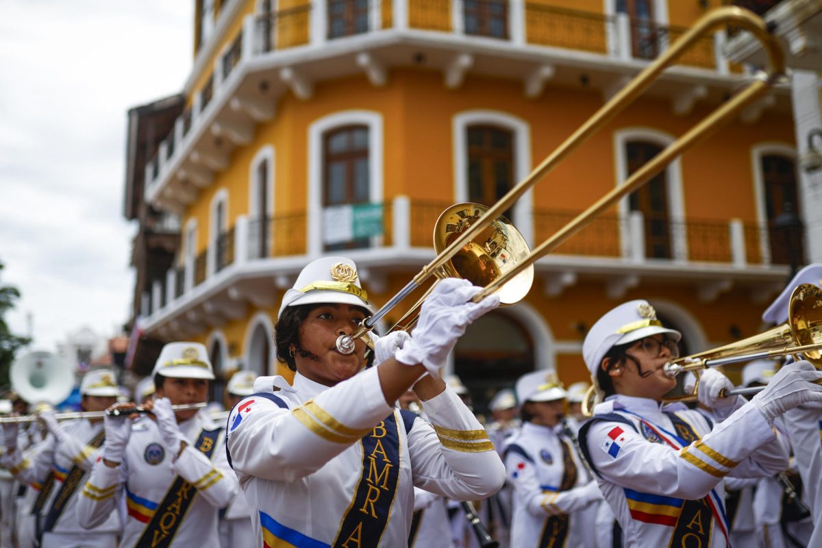 Panamá festeja sus Símbolos Patrios con un animado y colorido desfile ...
