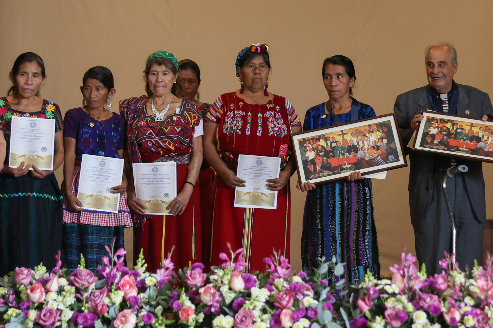 Mujeres indígenas son galardonadas en Guatemala por su búsqueda de ...