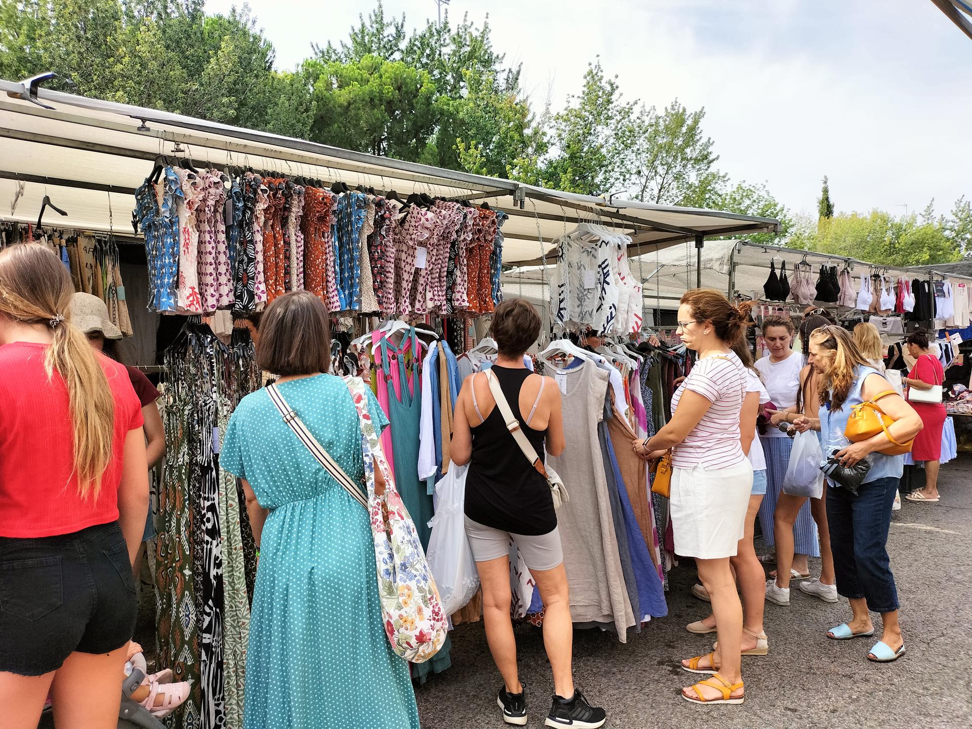 Los mercadillos de ropa de 'influencers', un fenómeno que se instala ...