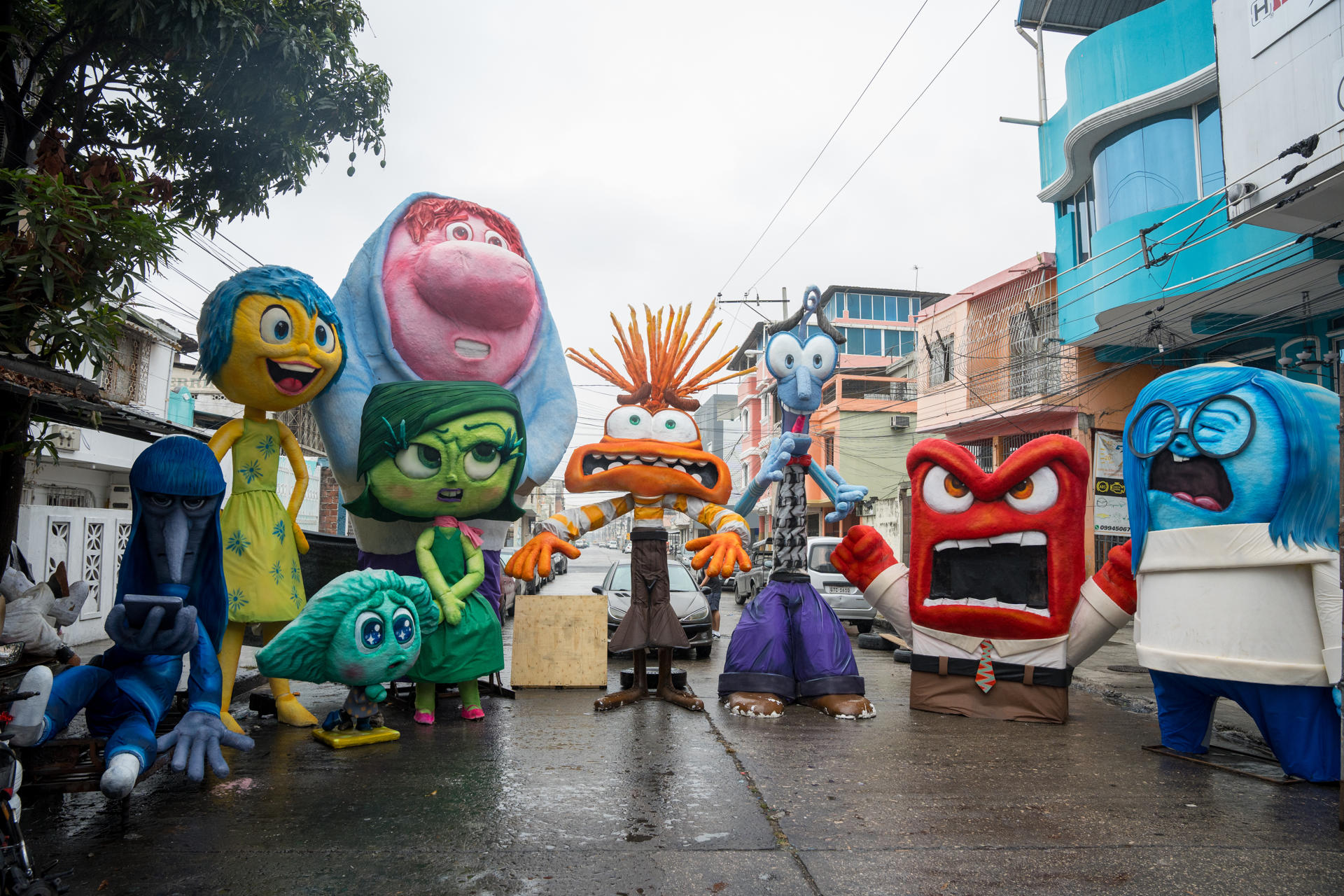 La 'Ruta de Monigotes Gigantes' de Guayaquil, un recorrido tradicional ...