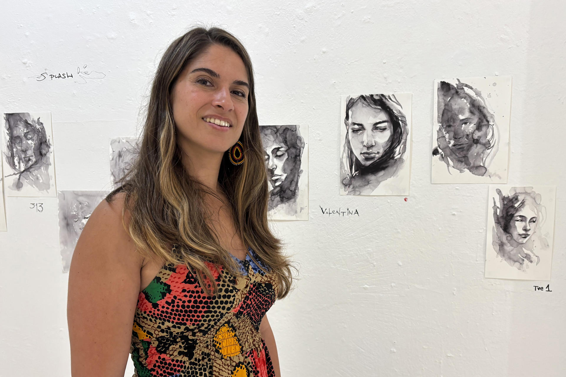 La ilustradora española María Emegé expone los bocetos creados en la ...