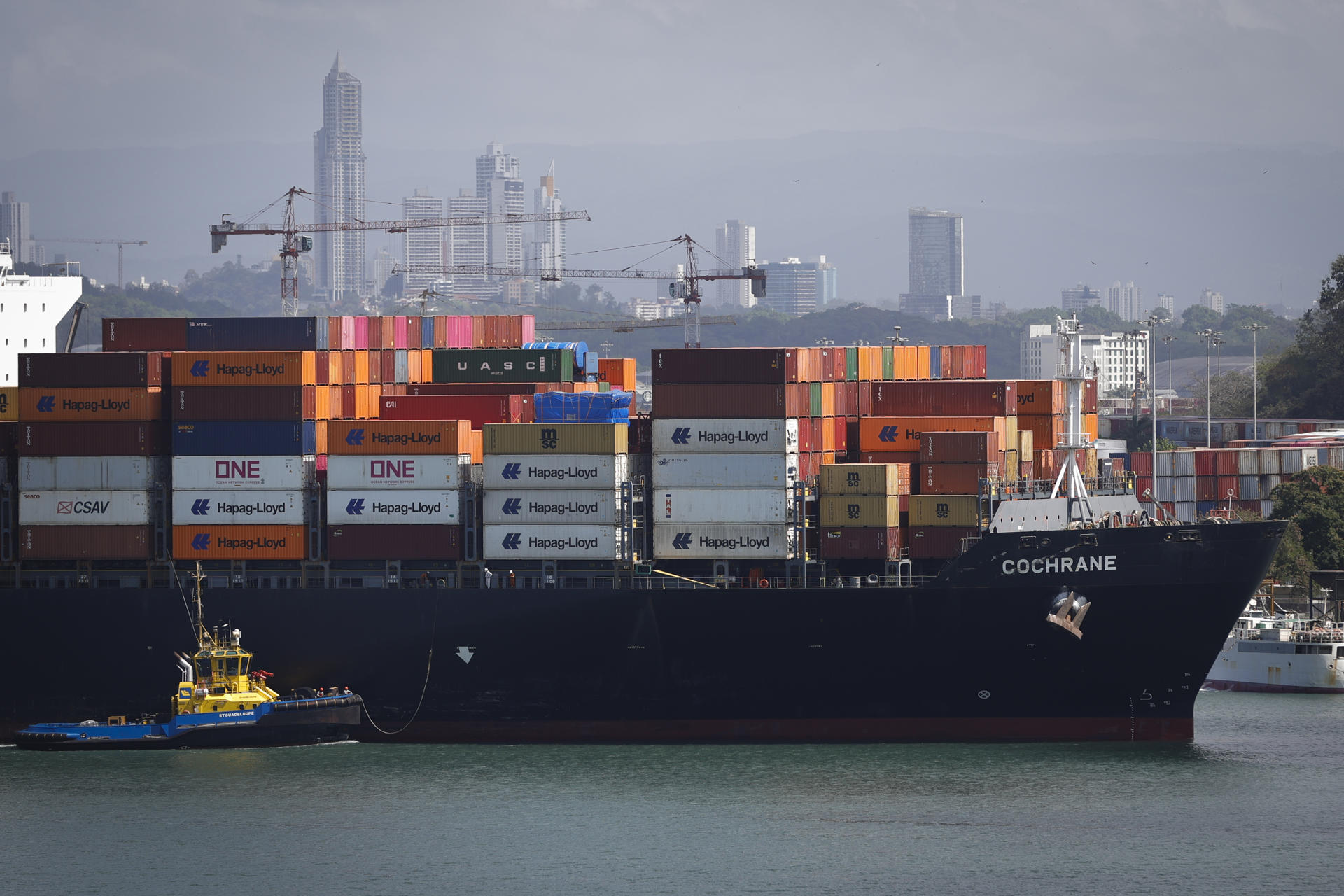 ¿Quiénes controlan los puertos que rodean el Canal de Panamá? | Qué Pasa