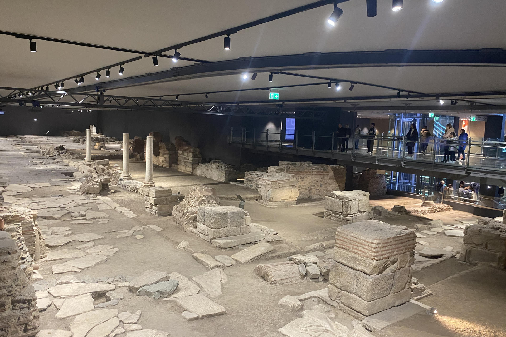 Salónica transforma su nuevo metro en un museo arqueológico | Qué Pasa