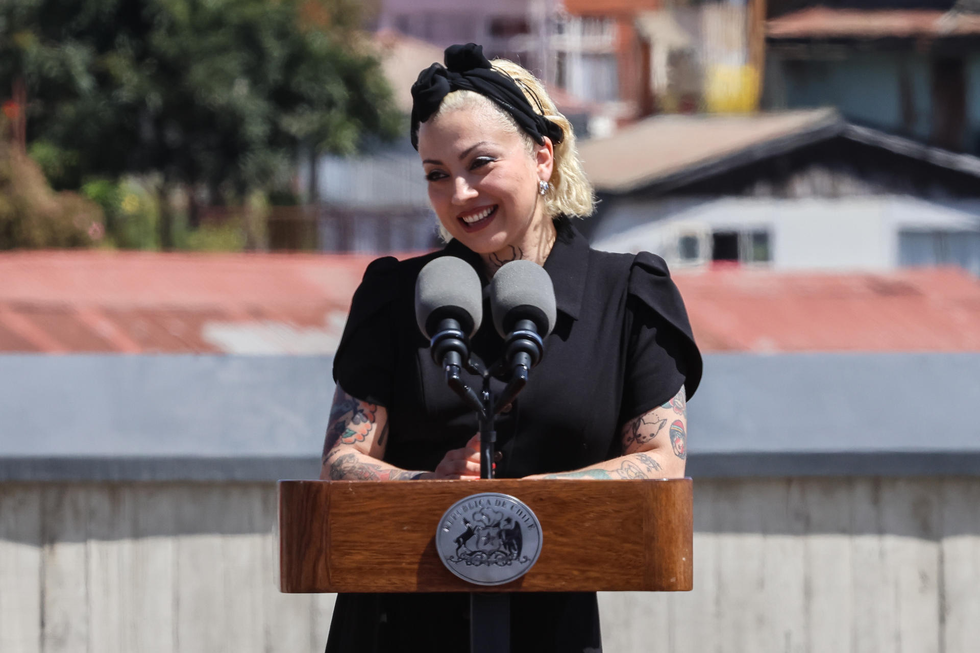 Mon Laferte, nombrada embajadora cultural de Valparaíso y aplaudida por ...