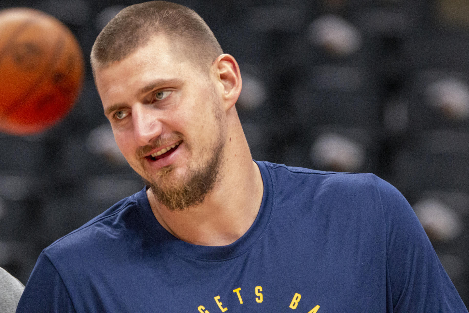 Los Thunder se derriten ante los Wolves y Jokic bate su récord de ...