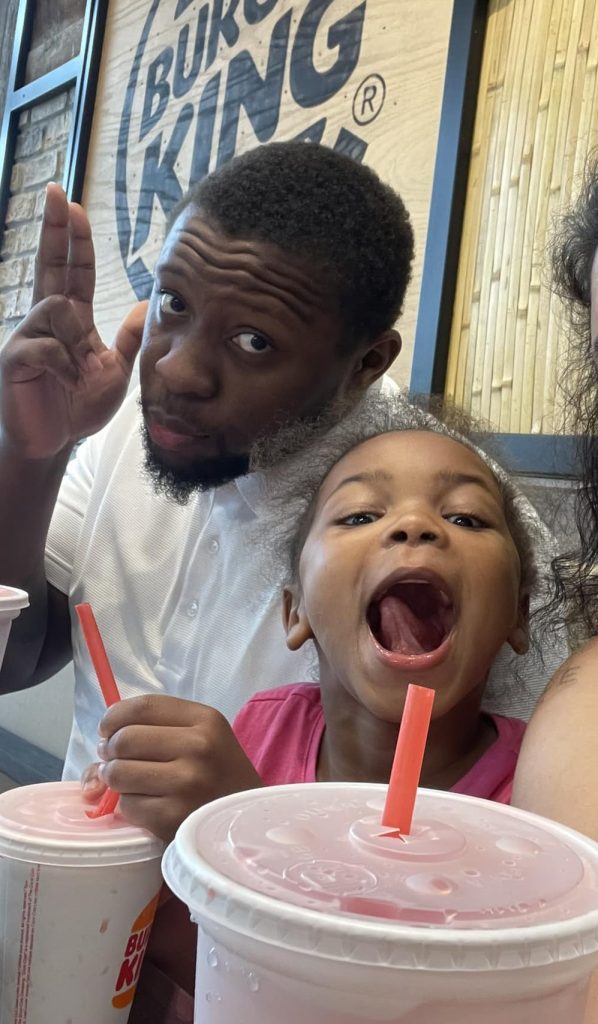 Murió el hombre que asesinó a su hija de 6 años tras raptarla | Qué Pasa