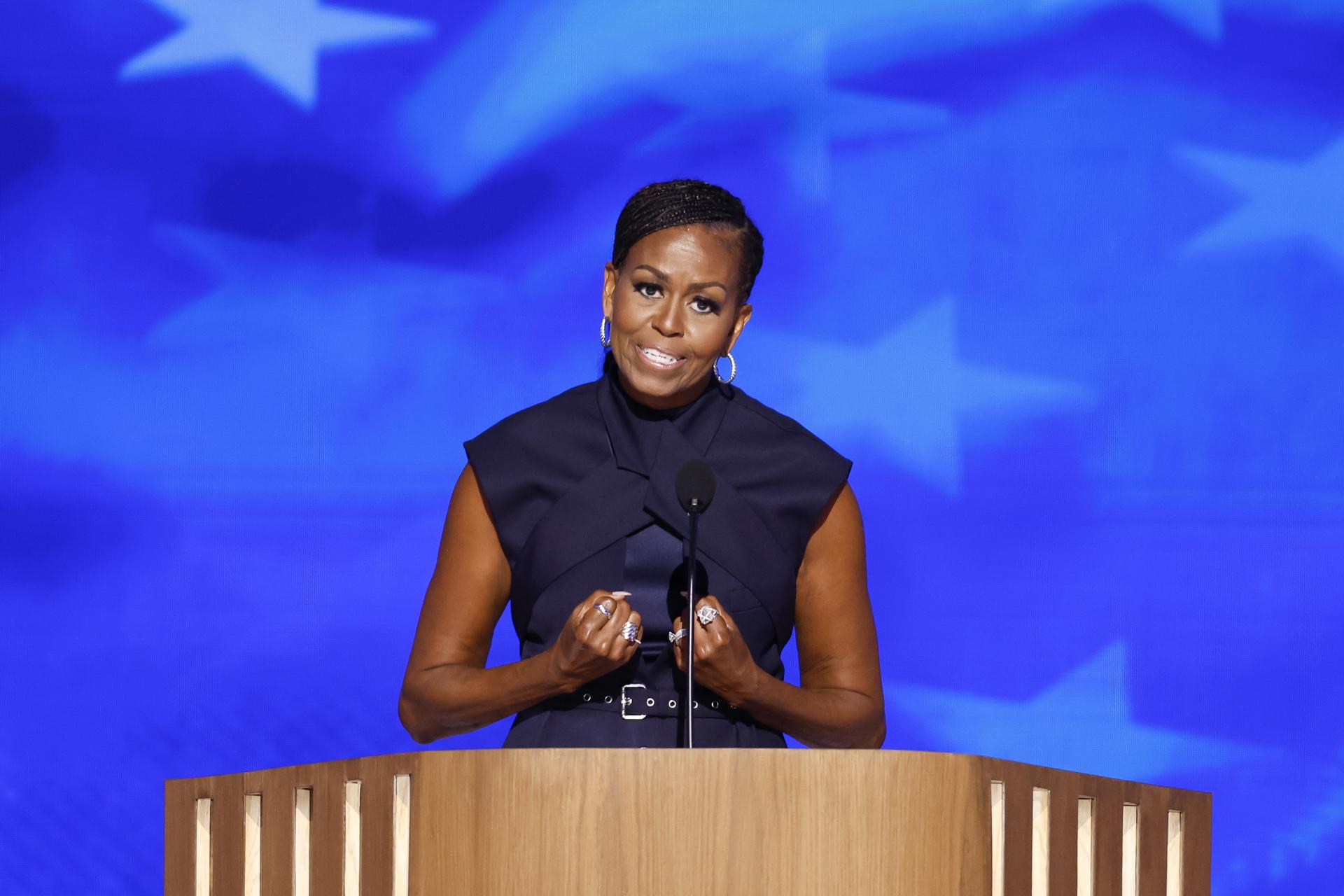 Michelle Obama lanza un nuevo podcast con su hermano Craig Robinson ...