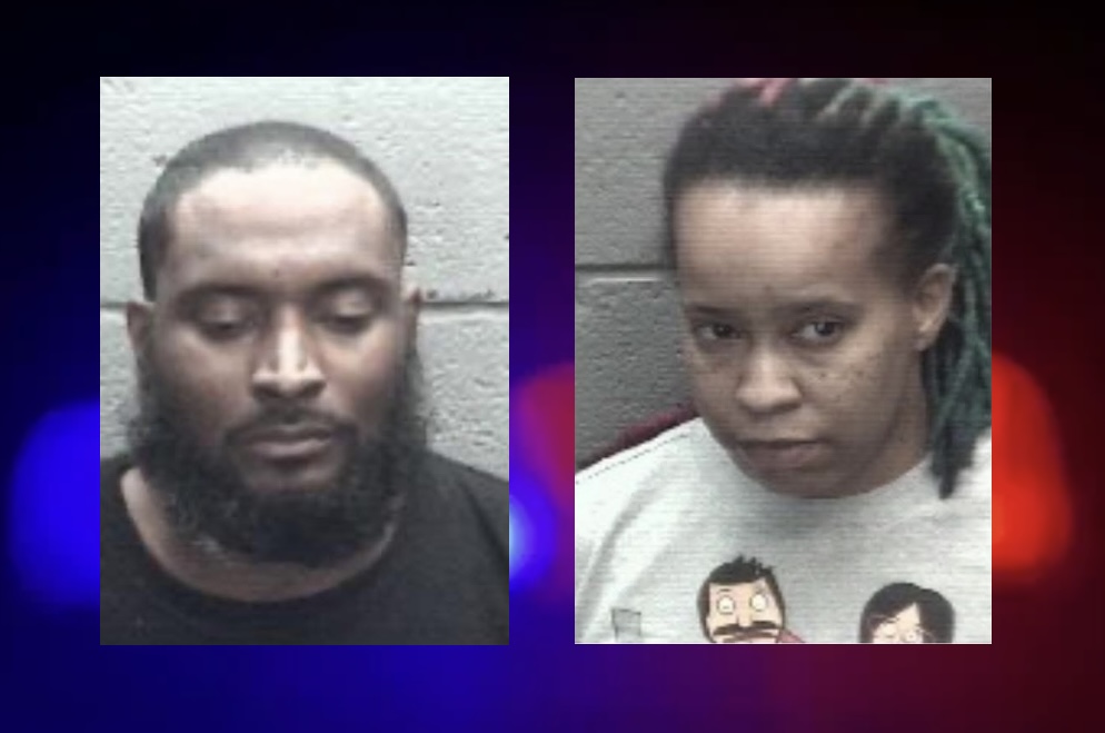 Padres de niña de 3 años están acusados de su muerte | Qué Pasa