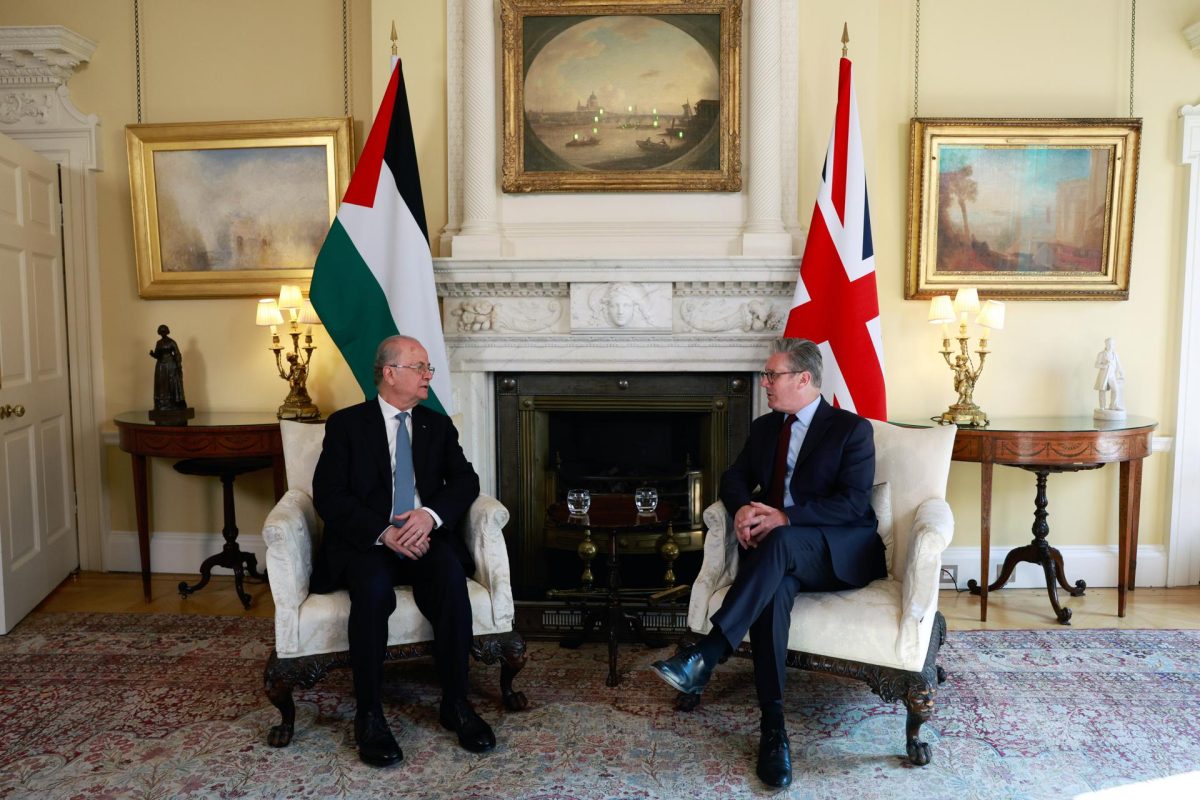 Starmer coincide con Mustafa en que la solución de dos Estados es la ...