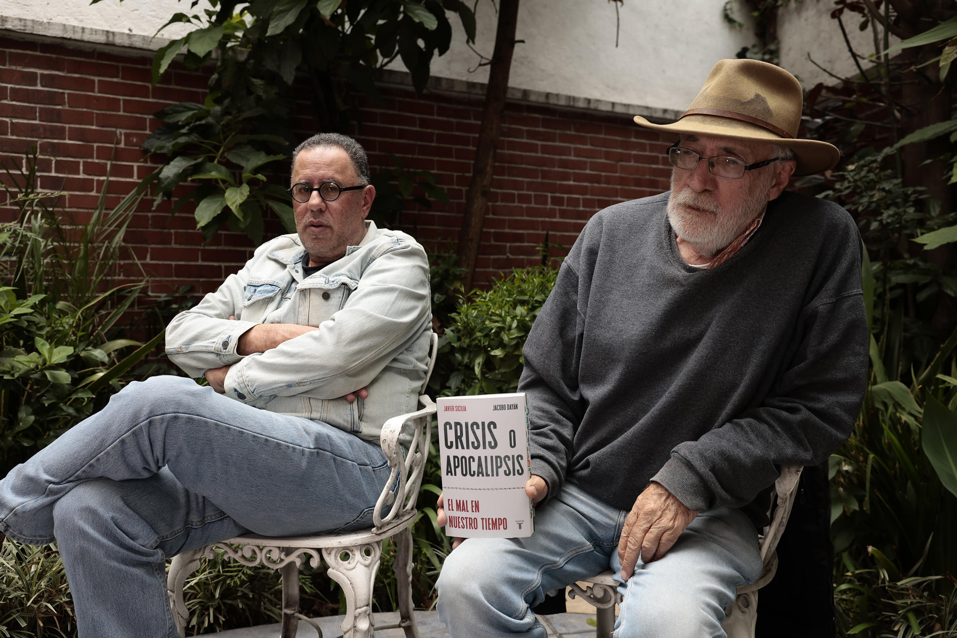 ‘Crisis o apocalipsis’, un libro "incómodo" que resiste al México ...