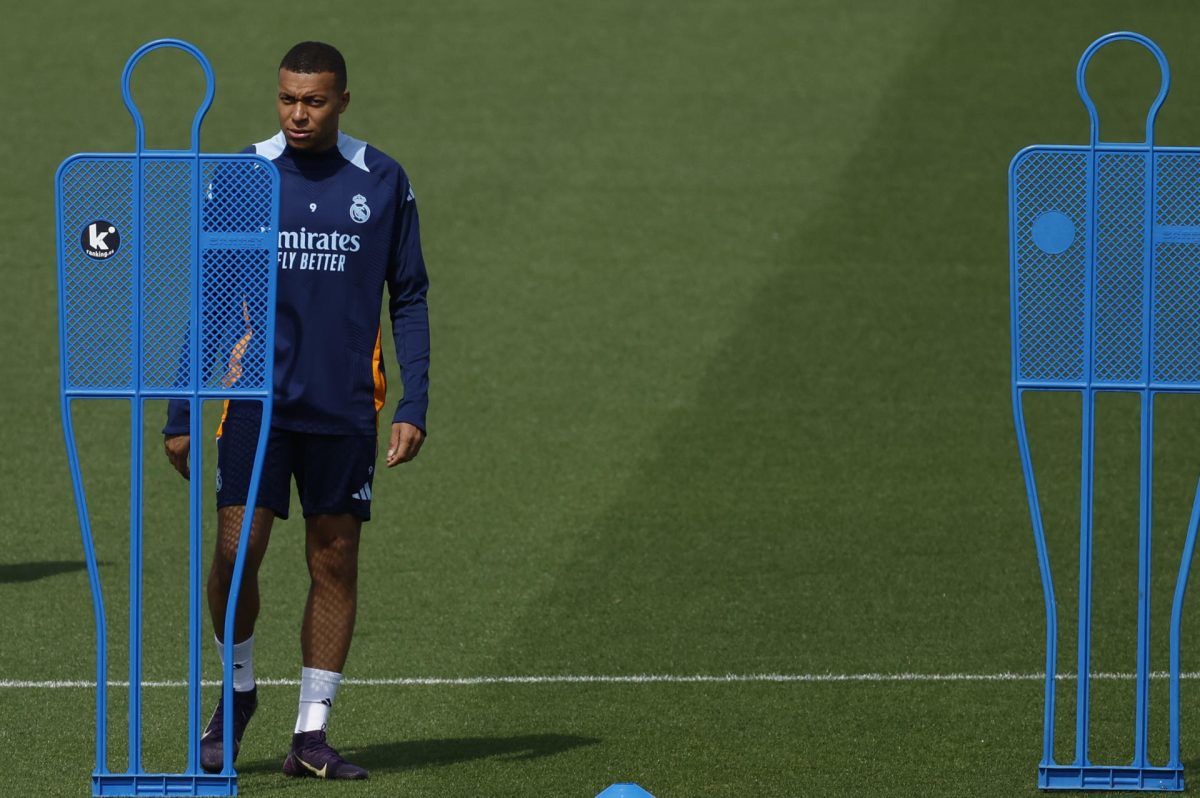 Mbappé no entrena por un proceso febril | Qué Pasa
