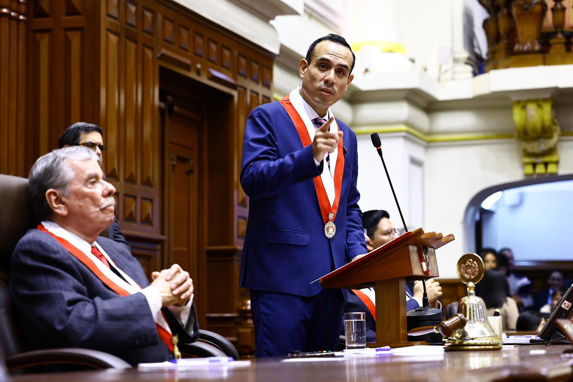 Legislador José Jerí es elegido presidente del Congreso de Perú pese a denuncias | Qué Pasa