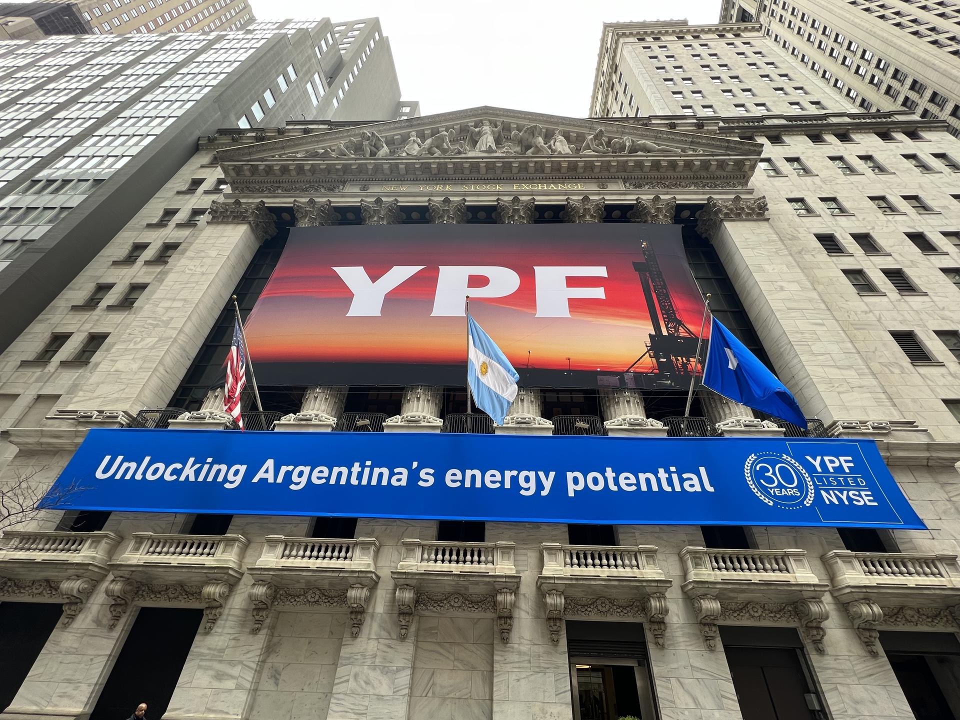 Argentina apela el fallo de la jueza de EE.UU. que ordena entregar acciones de YPF | Qué Pasa