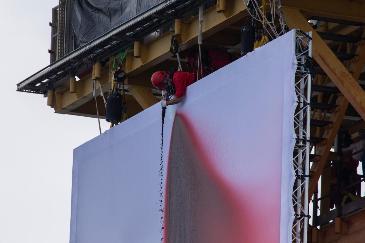 Greenpeace instala una obra de Kapoor en una plataforma de Shell en el ...