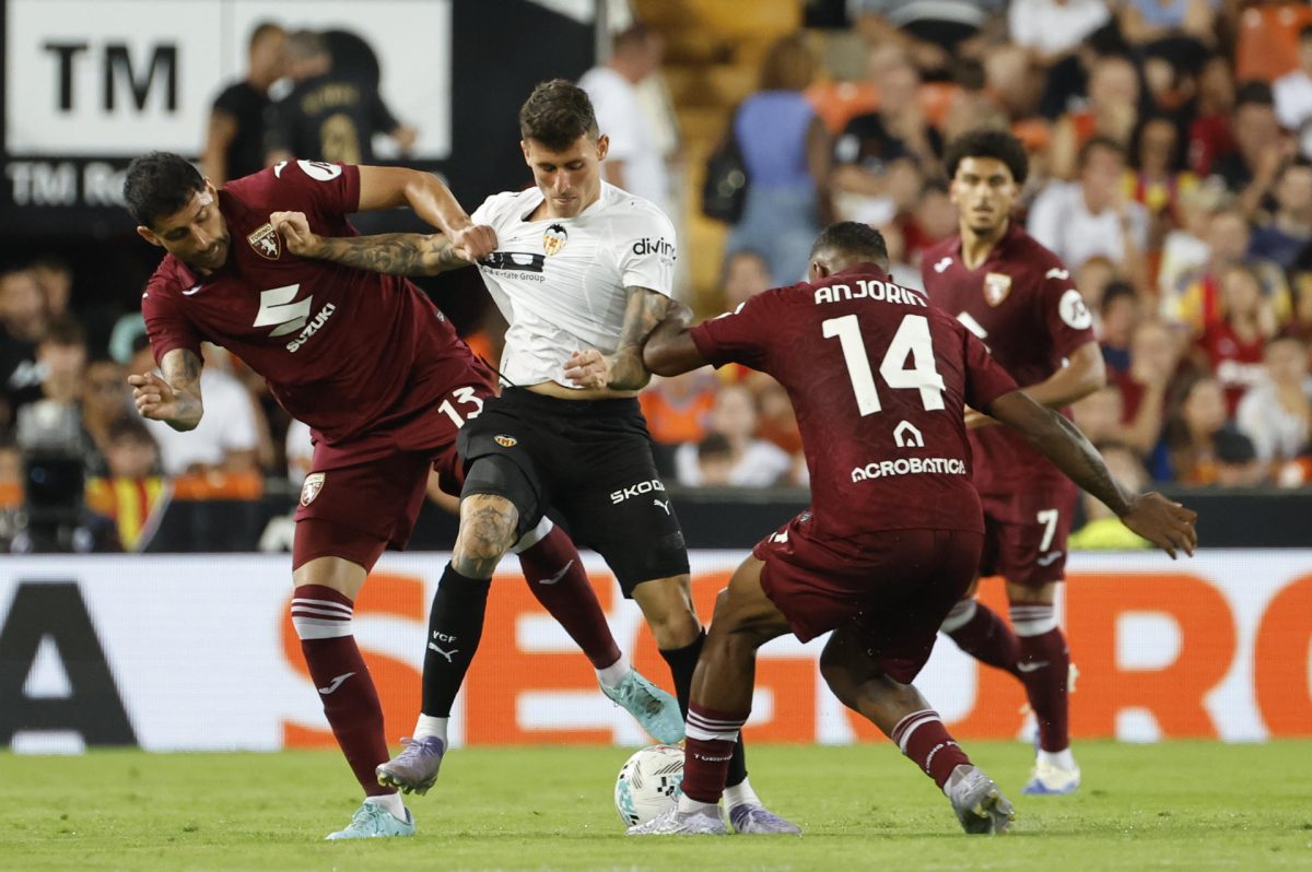 3-0. El Valencia crece ante el Torino al ritmo del renovado Javi Guerra ...