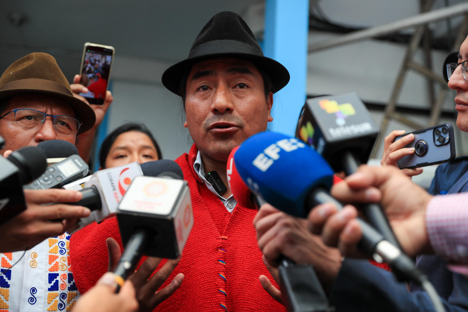 Líder indígena de Ecuador rechaza las siete preguntas planteadas por ...