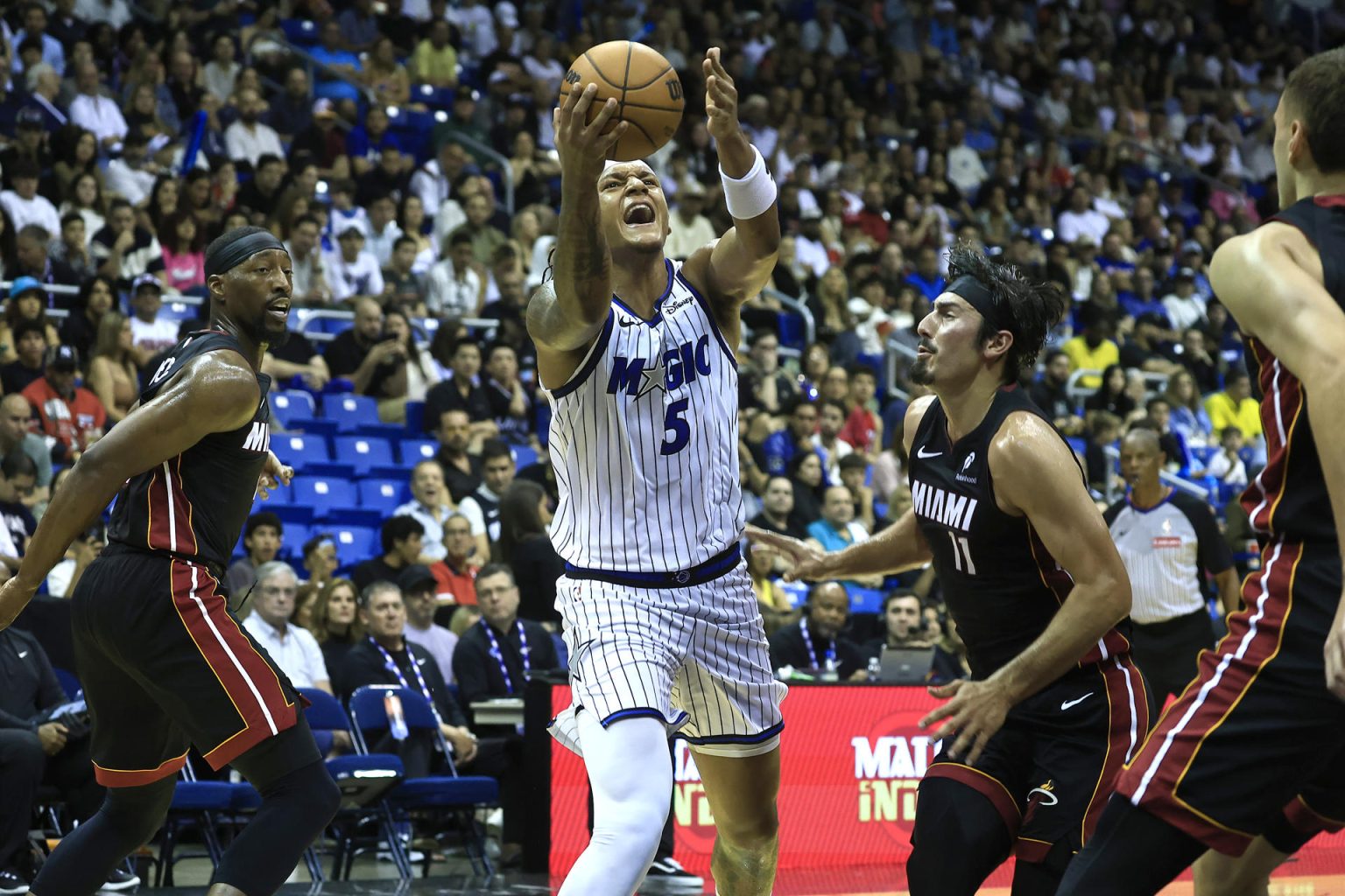 118-126. Los Magic logran una vigorosa remontada en Puerto Rico | Qué Pasa