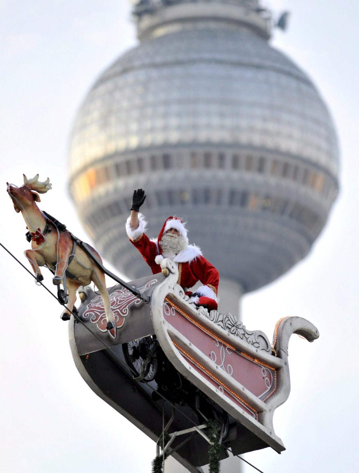 Santa Claus en la mira del Pentágono: 70 años rastreando su trineo por ...