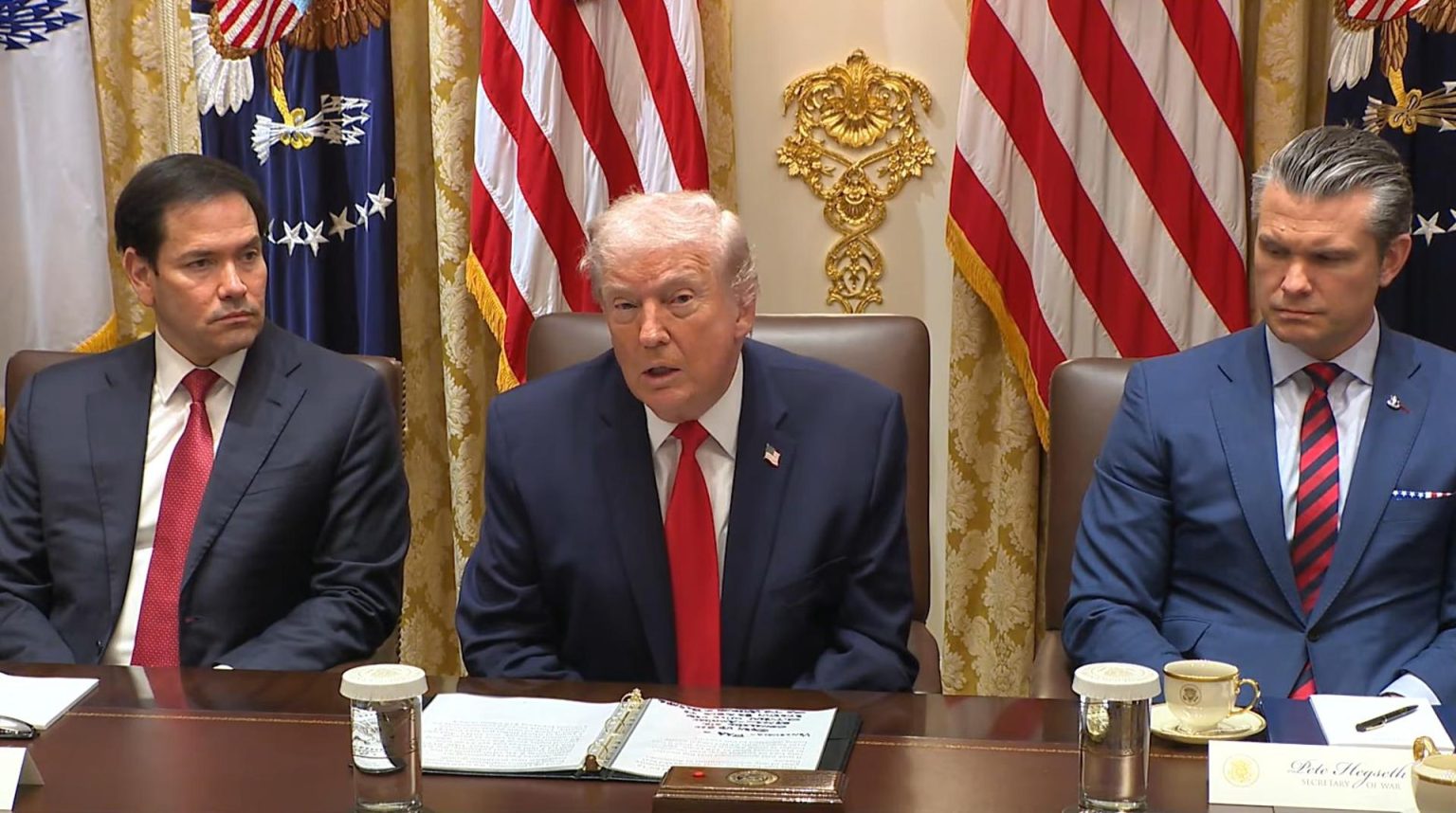 Trump anuncia que desde hoy comenzarán a reabrir las conexiones aéreas ...