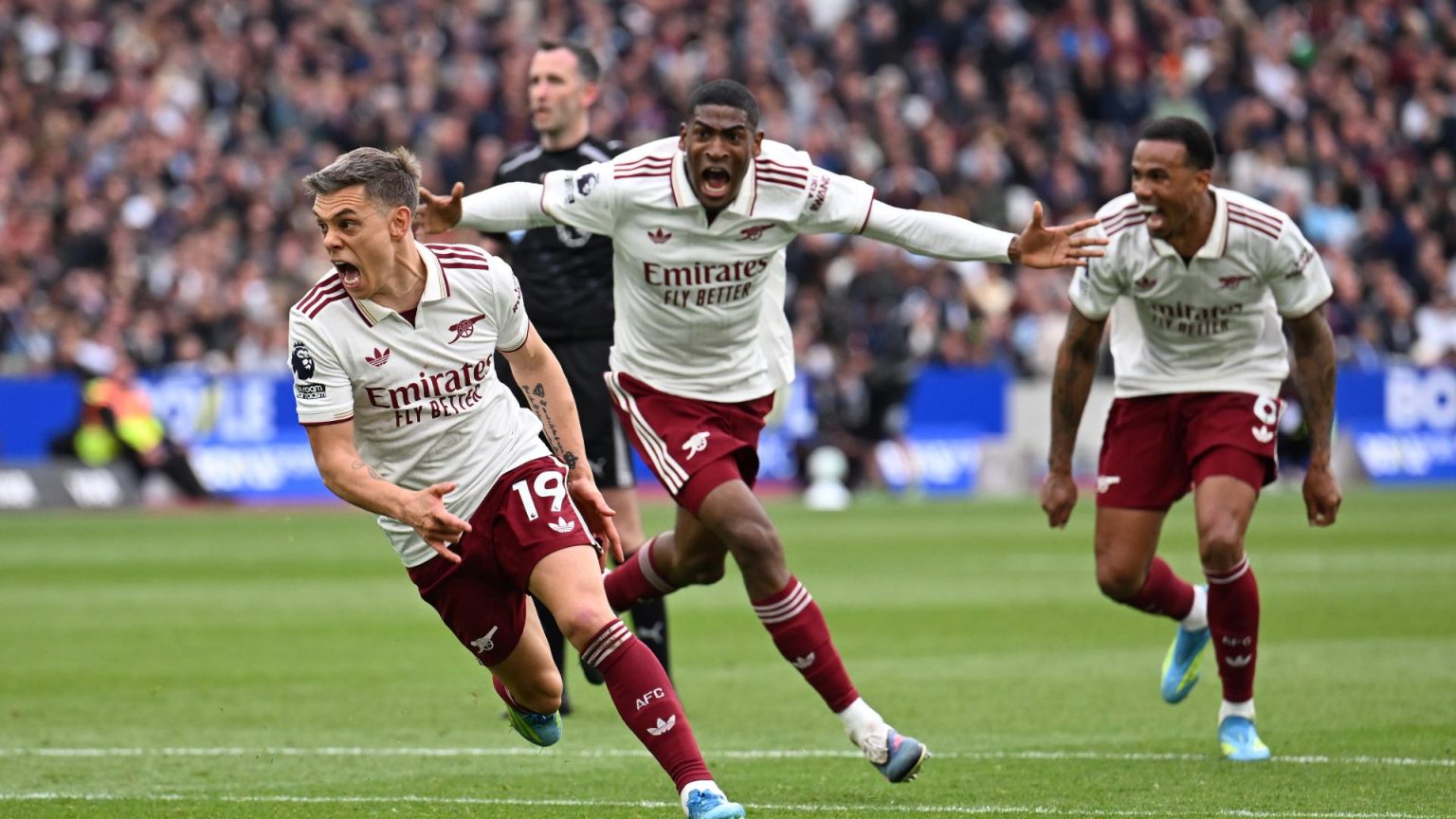 0-1. David Raya y el VAR acercan la Premier League al Arsenal | Qué Pasa